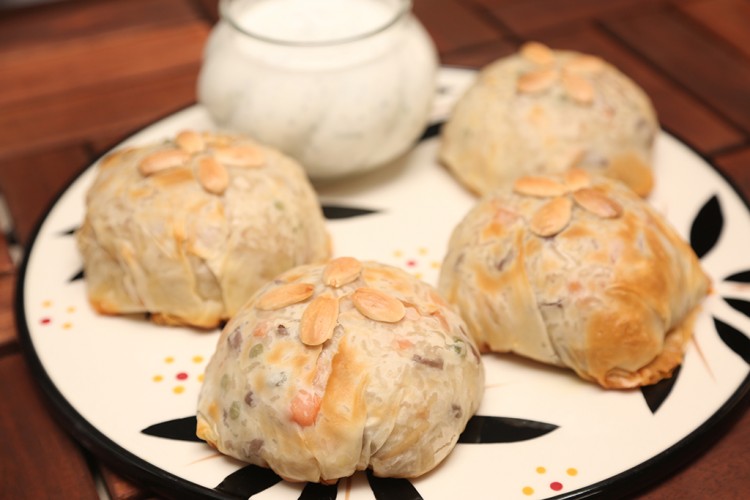 طريقة عمل صرر الأوزي بالفيديو - وصفات طبخ